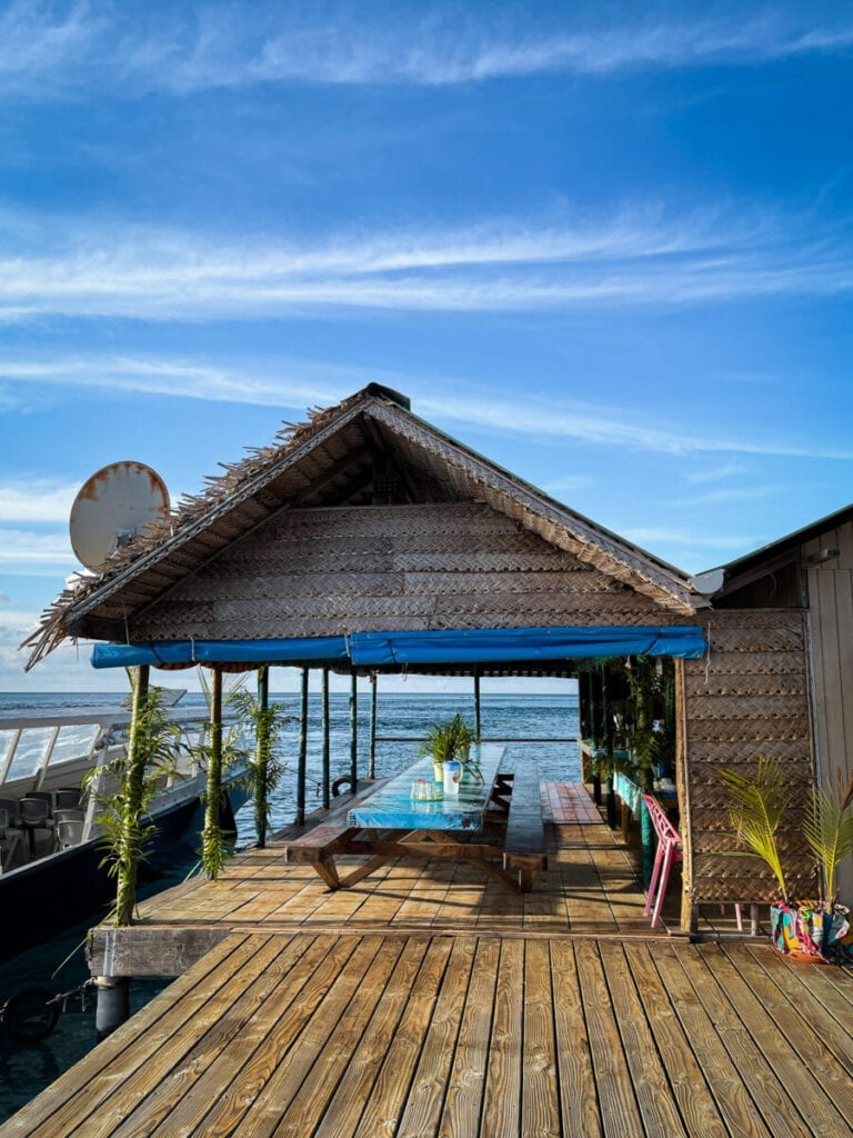 7 Reasons Why You Should Consider Visiting Fakarava, French Polynesia ...